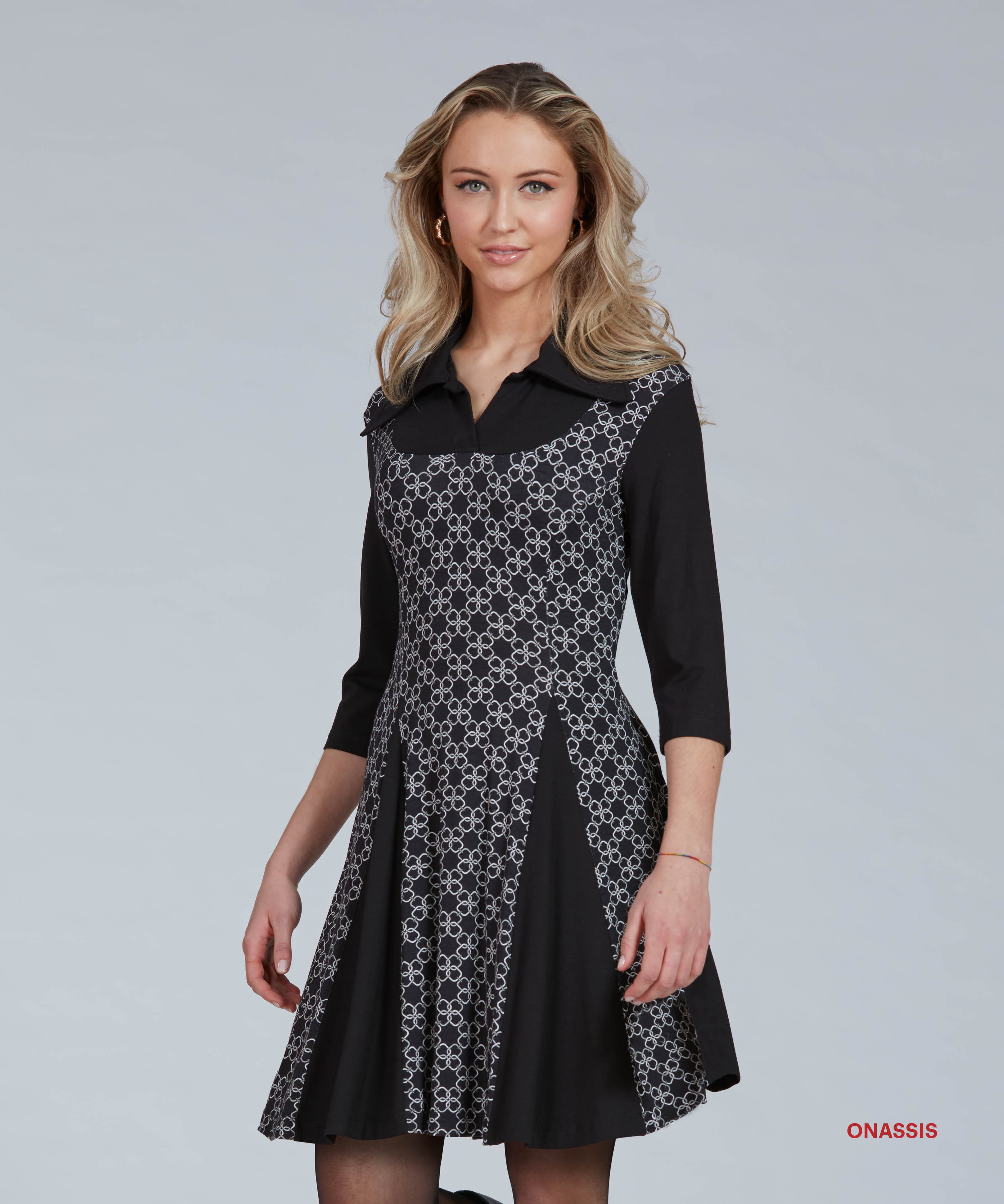 Turks Dress - Yul Voy - Luc Fontaine - Red Sofa - Quebec Designers ...