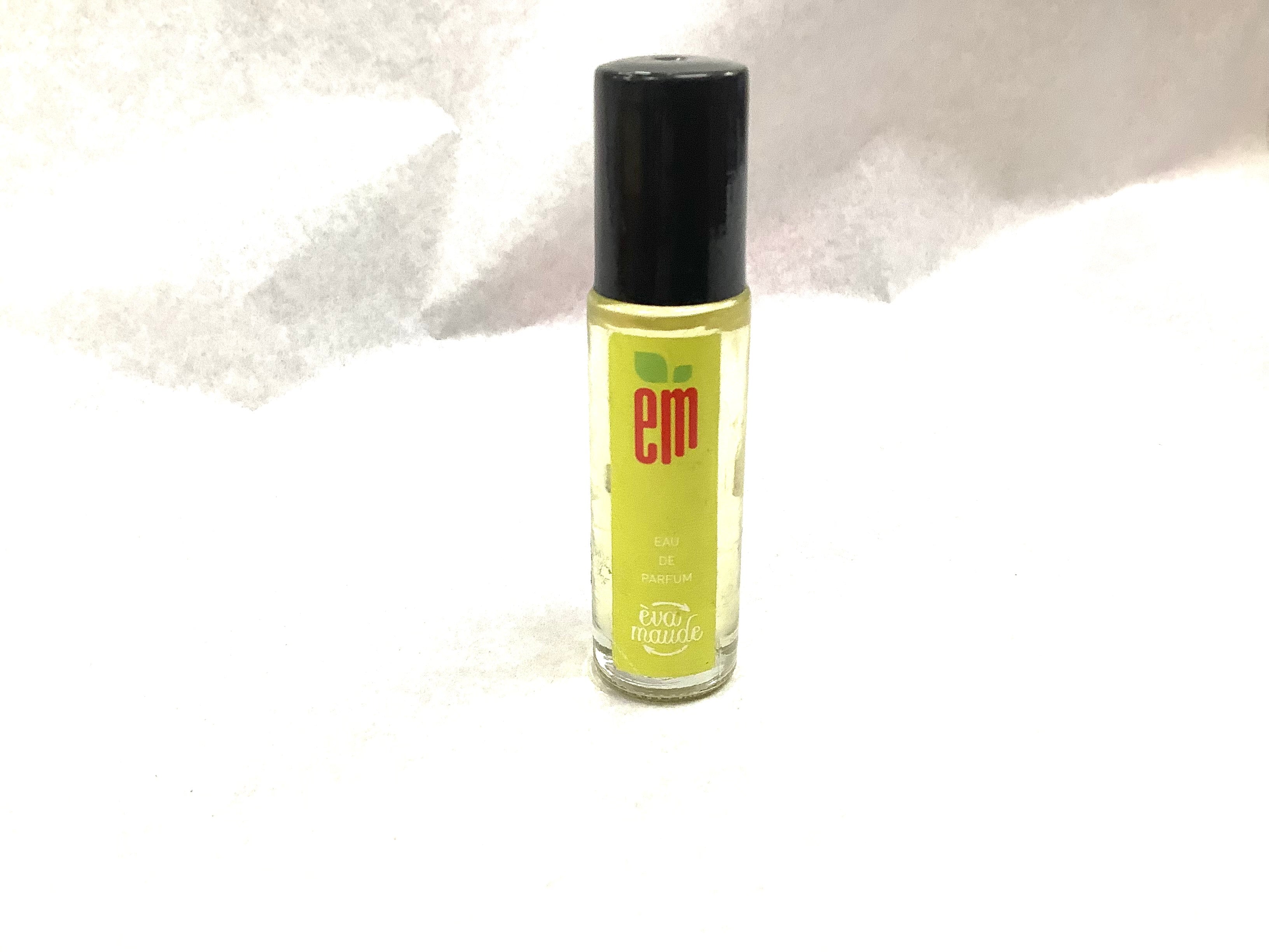 EM Perfume - 10ml oil - Eva-Maude - Red Sofa – Rouge Canapé